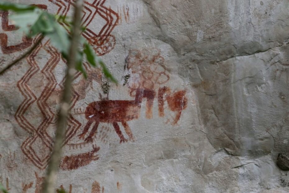 Ancient Rock Art Suggests Humans Occupied Earth 13,000 Years Ago | LN GenZ